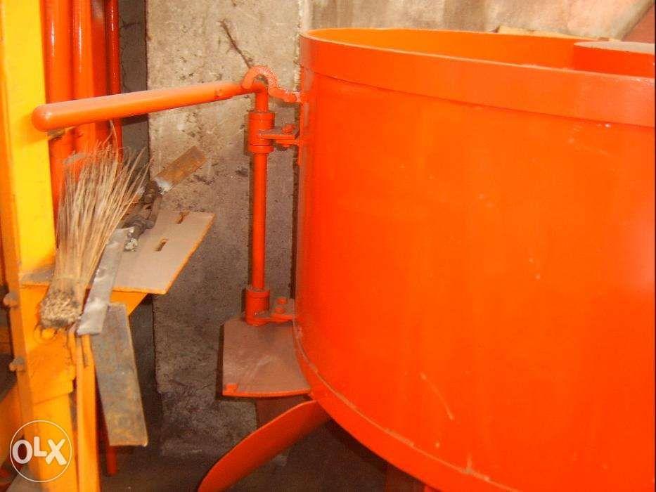 Mortar Mixer Half Bagger and 075 Bagger, Commercial & Industrial ...