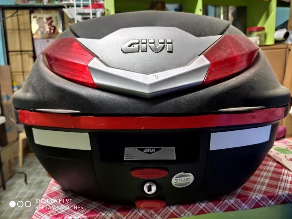 Givi box 36 liters for msi 125, Motorbikes, Motorbike Parts ...