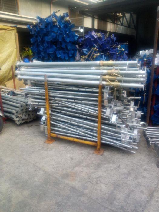 Brand new shoring jack, Commercial & Industrial, Construction Tools ...