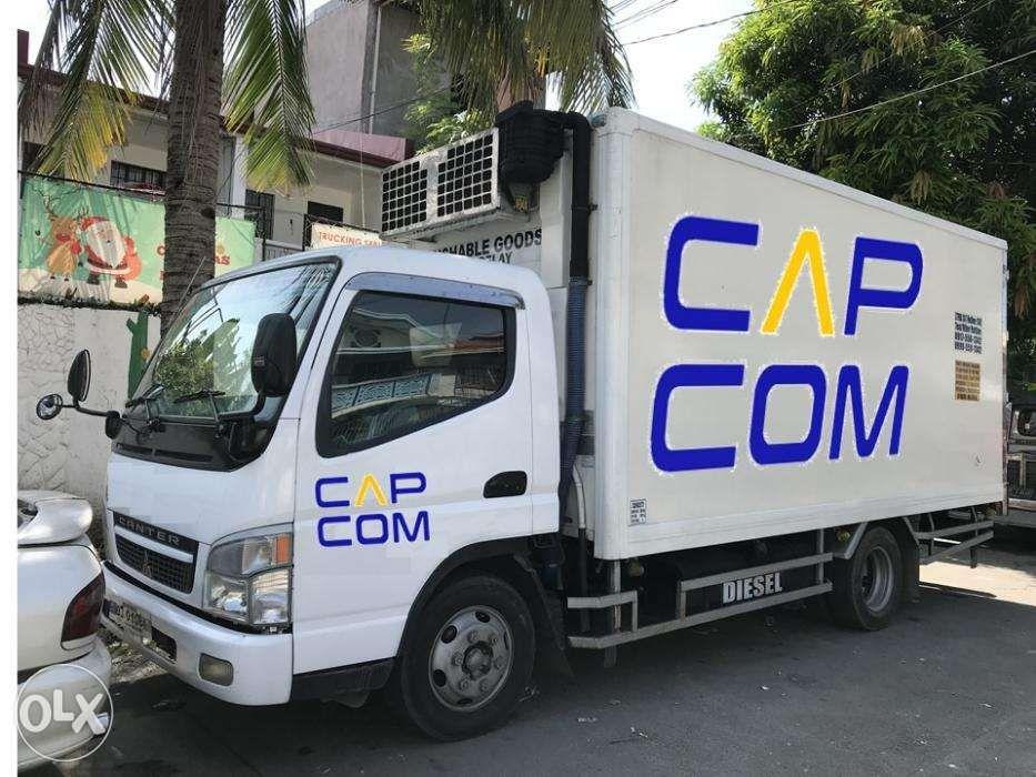 6 wheeler closed van truck for rent hire condo apartment building ...