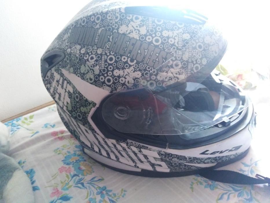 Lev 3 fullface helmet, Motorbikes, Motorbike Parts & Accessories ...