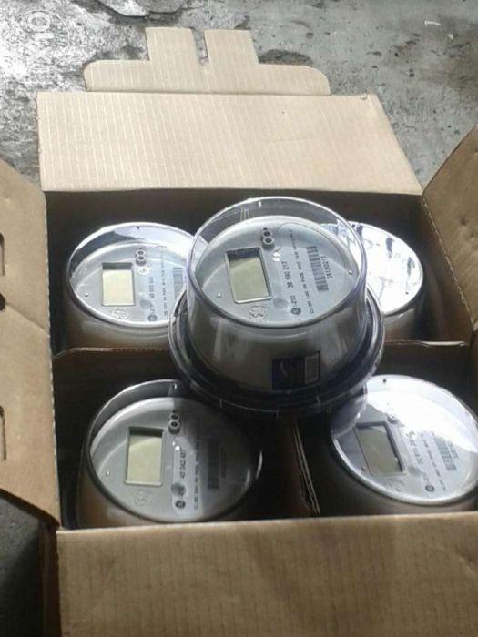 GE electric meter, Furniture & Home Living, Lighting & Fans, Lighting ...