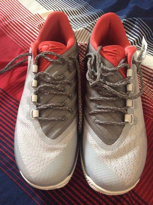 Under armour stephen curry low 3, Men's Fashion, Footwear, Sneakers on ...