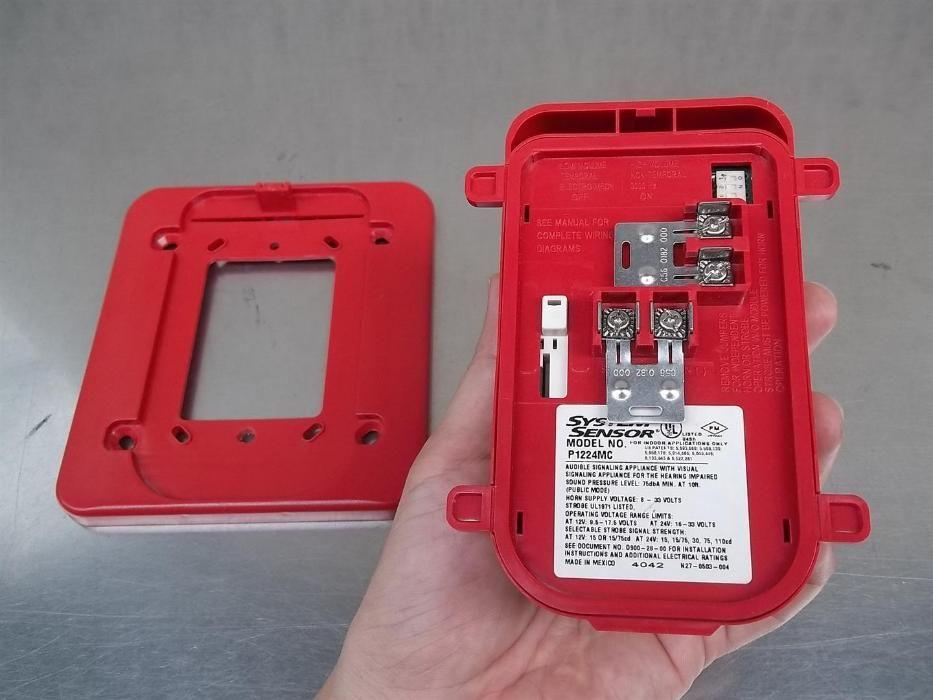 System Sensor USA model P1224MC Horn Strobe Fire Alarm, Furniture ...