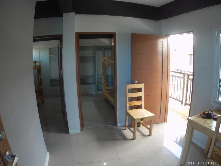 Apartment for Rent at Pembo Makati City in front of Market2x Mall ...