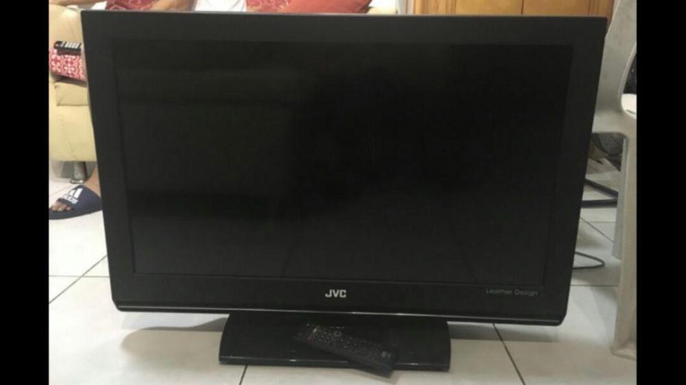 JVC 32 inches Lcd LT-32A1 Karaoke TV With Leather Design, TV & Home ...
