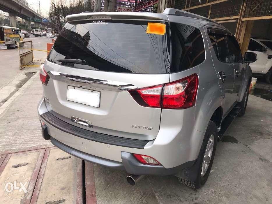 2017 Isuzu MUX LSA 4x2 automatic, Cars for Sale, Used Cars on Carousell
