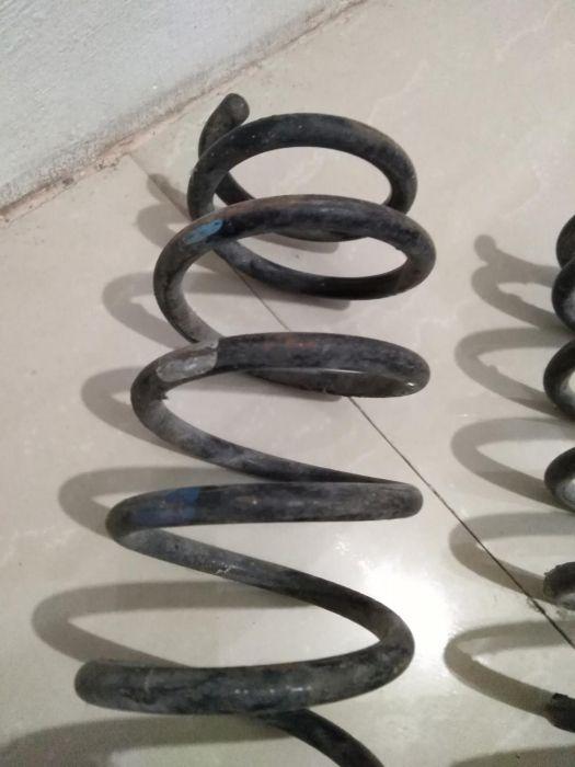 Honda civic coil spring, Car Parts & Accessories, Other Automotive ...