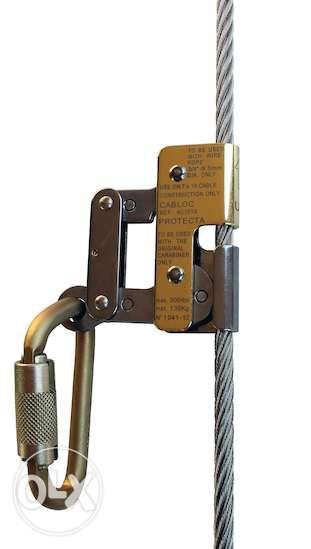 Protecta AC351A Cabloc Ladder Tower Safety Sleeve Carabiner Harness ...