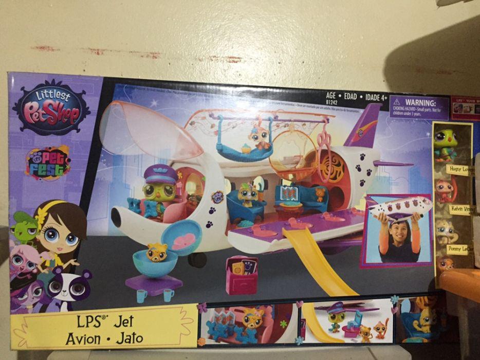 Lps pet jet (original) (big), Babies & Kids, Infant Playtime on Carousell