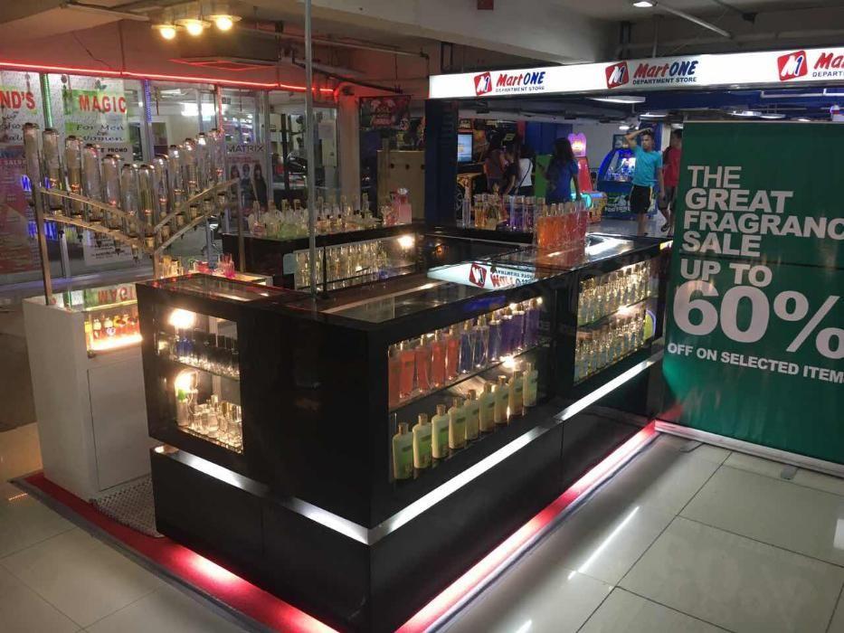 Cabinets (Eskaparate), Furniture & Home Living, Office Furniture ...