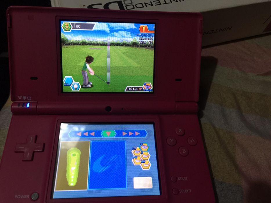 Nintendo DSi complete set with free games, Video Gaming, Video Game ...