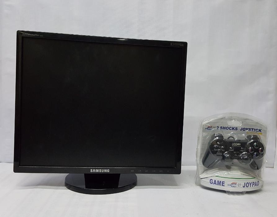 Samsung SyncMaster 943B 19-inch LCD Monitor with PC USB 2.0 Game ...