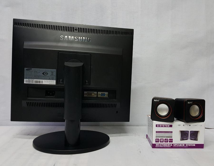 Samsung SyncMaster B1740 17-inch LCD Monitor with Portable PC Speaker ...