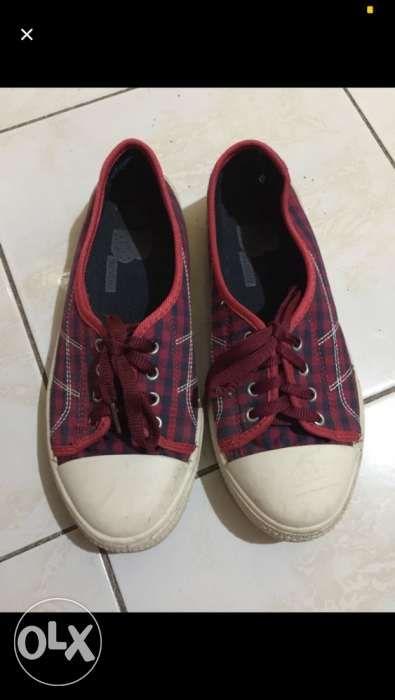 Bench shoes, Men's Fashion, Footwear, Casual Shoes on Carousell