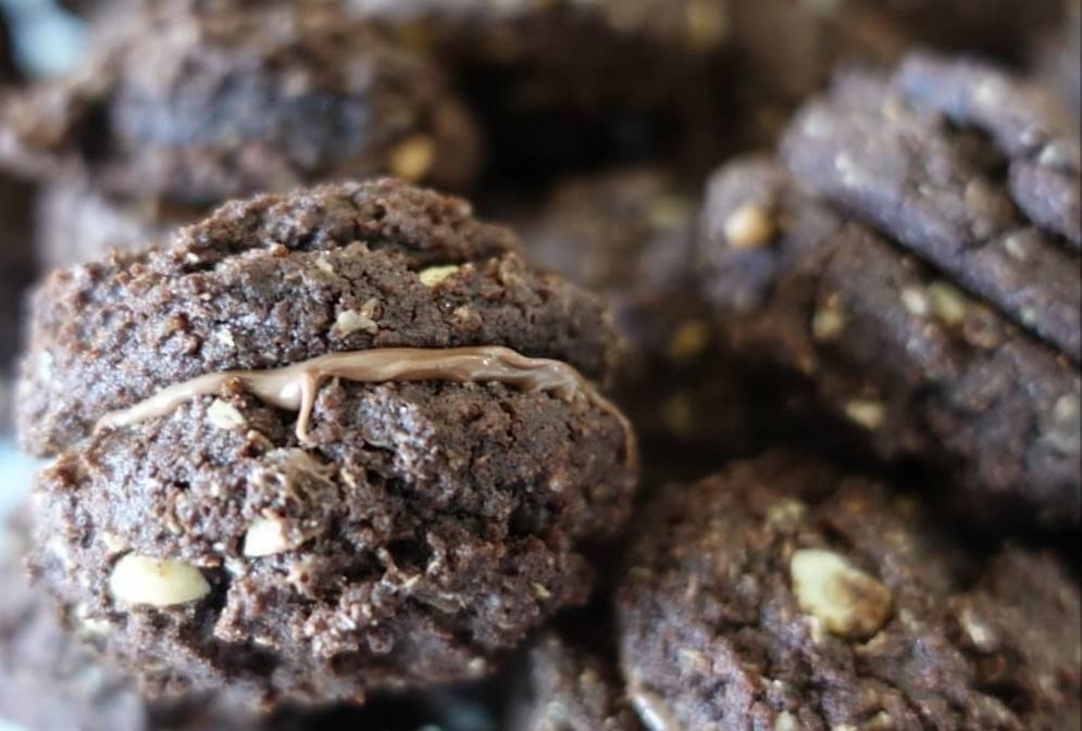 Energy rocks and oreo cheesecake cookies, Food & Drinks, Homemade Bakes ...