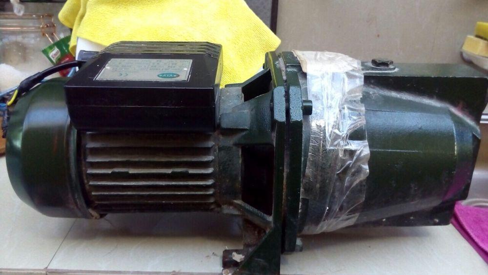 Pressure Tank and Jetmatic, Furniture & Home Living, Cleaning ...