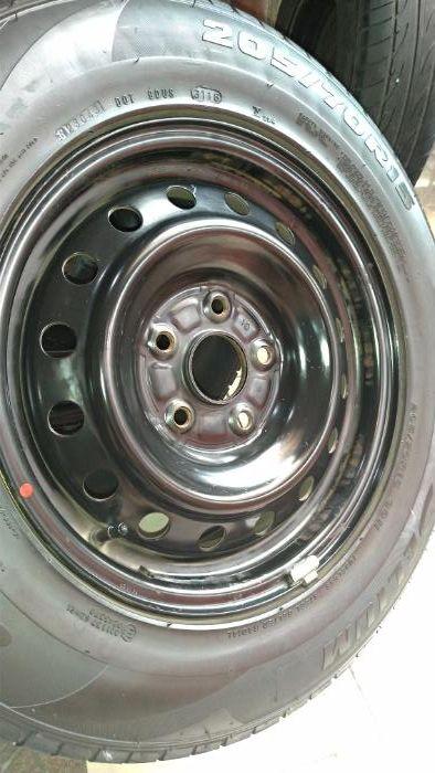 Toyota Innova Original Steel Rims, Car Parts & Accessories, Body Parts ...