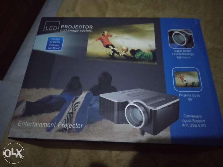 Projector Complete, Audio, Soundbars, Speakers & Amplifiers on Carousell