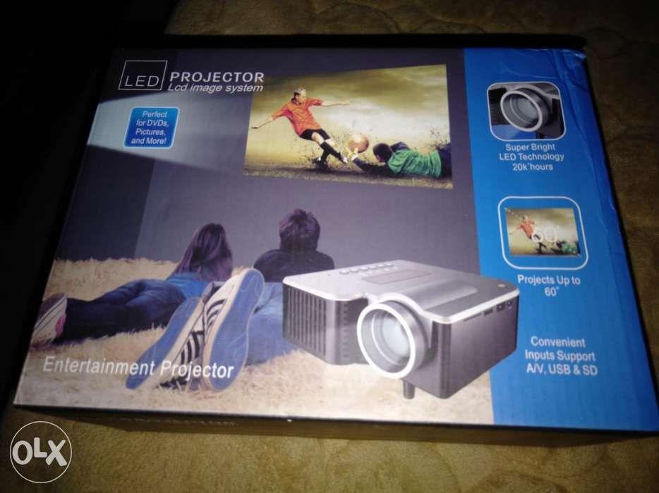 Projector Complete, Audio, Soundbars, Speakers & Amplifiers on Carousell
