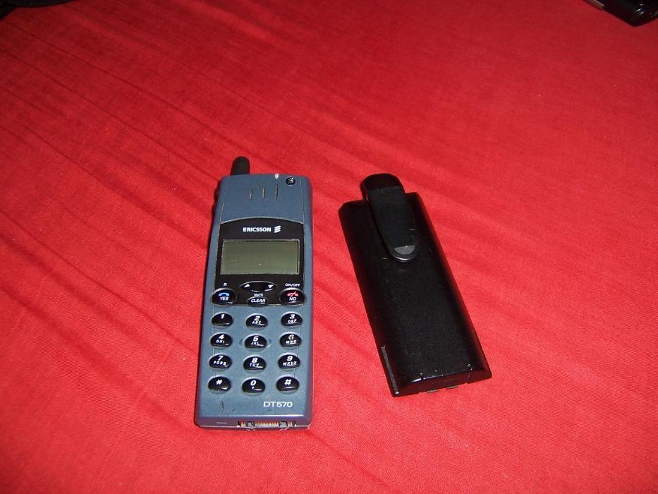 Ericsson DT570 Late 2002, Hobbies & Toys, Memorabilia & Collectibles ...
