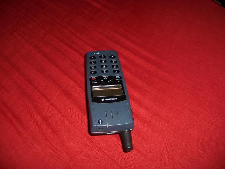Ericsson DT570 Late 2002, Hobbies & Toys, Memorabilia & Collectibles ...