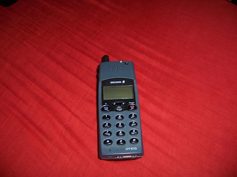Ericsson DT570 Late 2002, Hobbies & Toys, Memorabilia & Collectibles ...