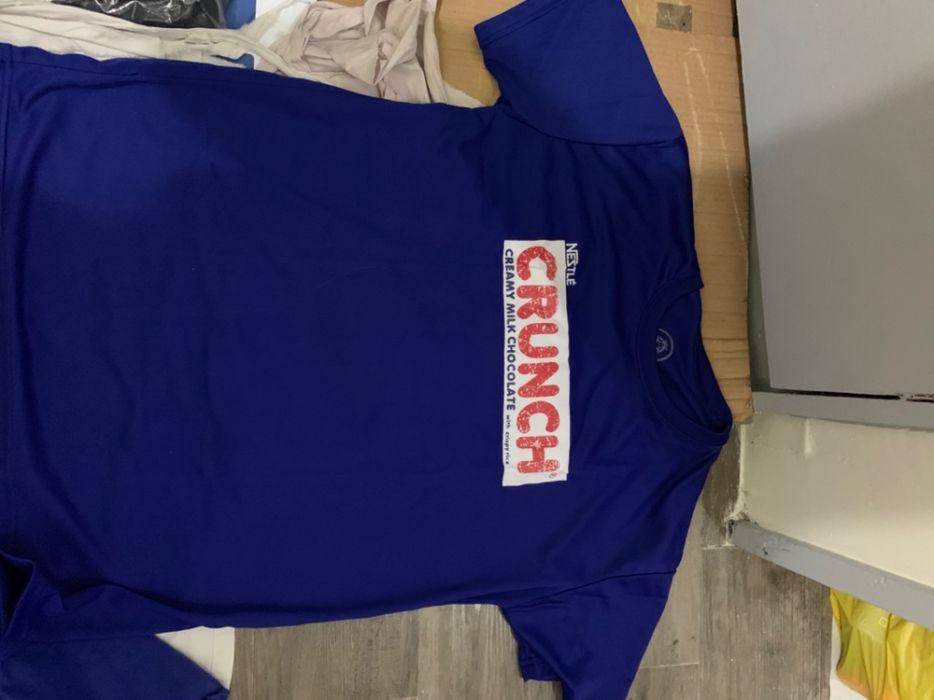 nestle crunch t shirt, Men's Fashion, Tops & Sets, Tshirts & Polo ...