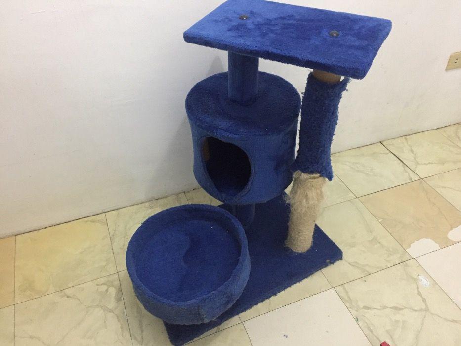Preloved cat house, Pet Supplies, Homes & Other Pet Accessories on ...