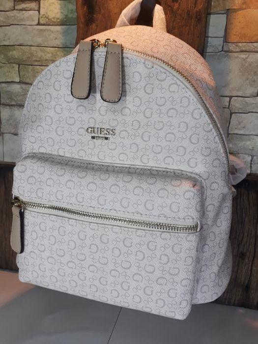 Bag Pack Guess, Women's Fashion, Bags & Wallets, Backpacks on Carousell