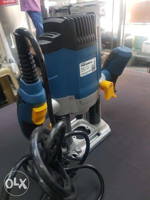 Workzone Router, Computers & Tech, Parts & Accessories, Networking on ...