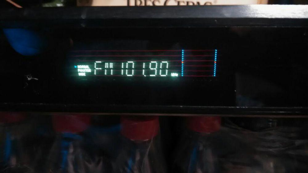 Sakura hi end am fm stereo tuner, Mobile Phones & Gadgets, Mobile ...