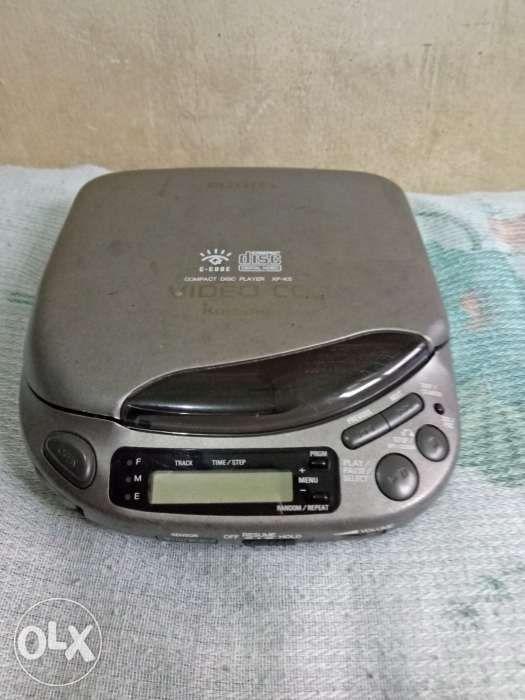 Aiwa mini CD VCD player Diskman vintage, Audio, Portable Music Players ...