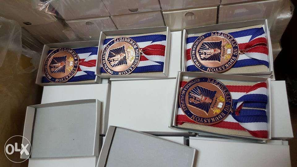 Deped MEDALS Kagawaran ng Edukasyon Graduation Recognition Customized ...