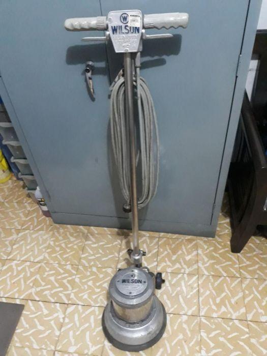Wilson floor polisher, Commercial & Industrial, Construction Tools ...