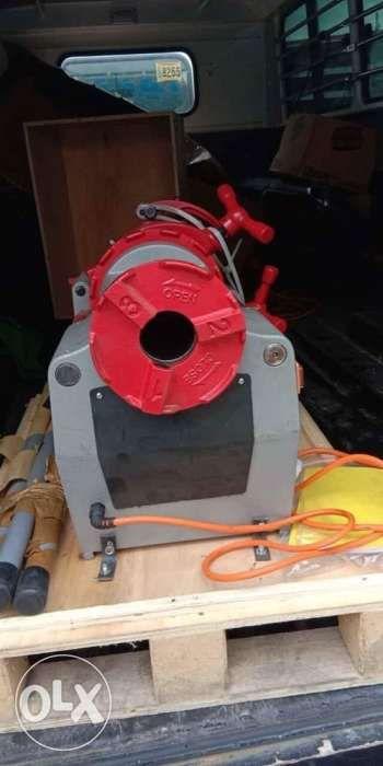 Rothenberger threading machine, Furniture & Home Living, Cleaning ...