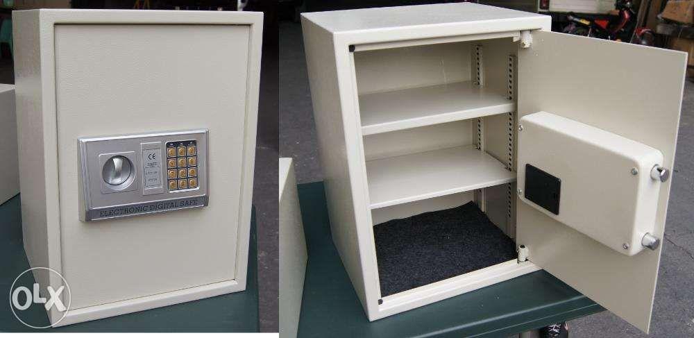 iSAFE SF-50 BEI Electronic Digital Safety Vault Beige, Home Office ...