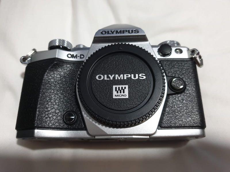 Olympus EM5 MK2 with HLD-8G and 12-40mm f2.8 Pro Lens, Photography ...