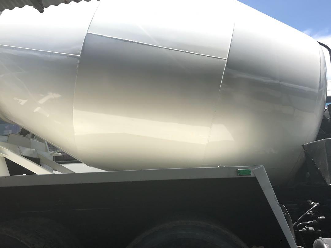 Transit mixer Hyundai 6 cubic, Commercial & Industrial, Industrial ...