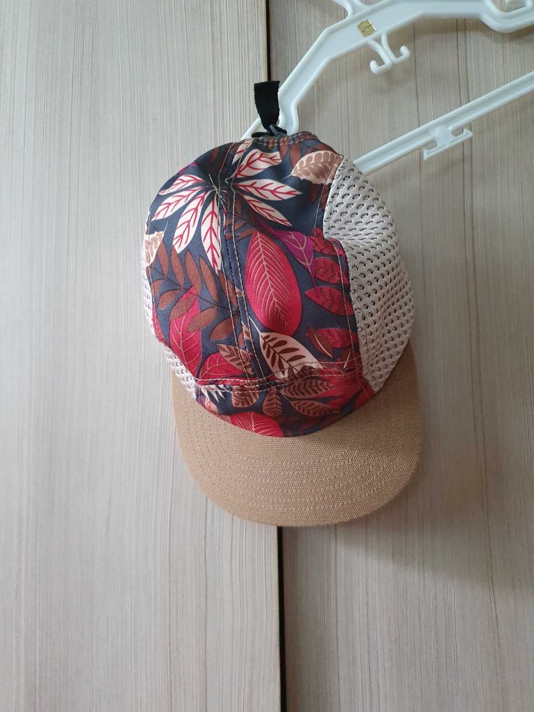Tropical Cap, Women's Fashion, Watches & Accessories, Hats & Beanies on ...