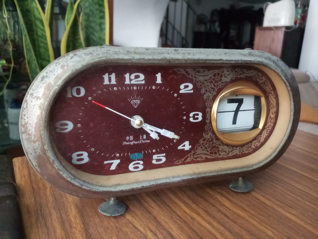 Vintage Diamond Clock, Hobbies & Toys, Memorabilia & Collectibles ...