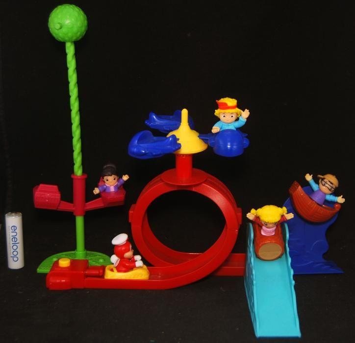 JOLLIBEE Jollytown Fun Park Set Set of 5, Hobbies & Toys, Toys & Games ...