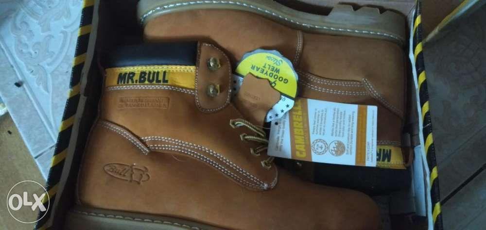 Safety shoes pang porma or work, Men's Fashion, Footwear, Boots on ...