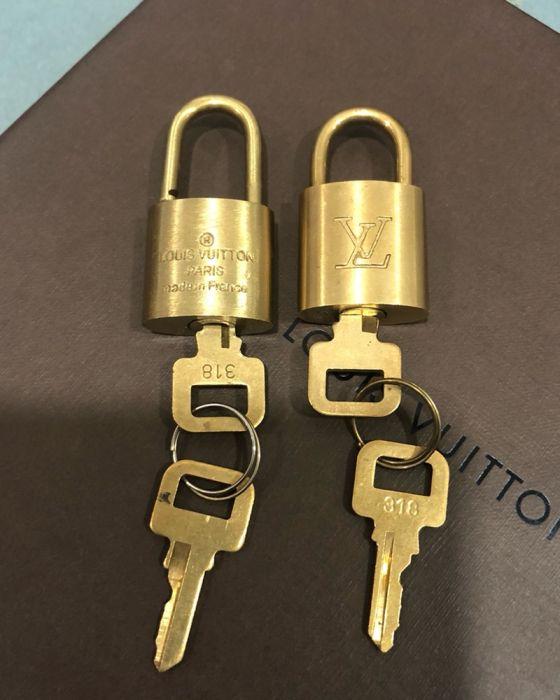 Onhand Authentic Louis Vuitton Lv Lock and Keys Key Set Lockset, Luxury ...