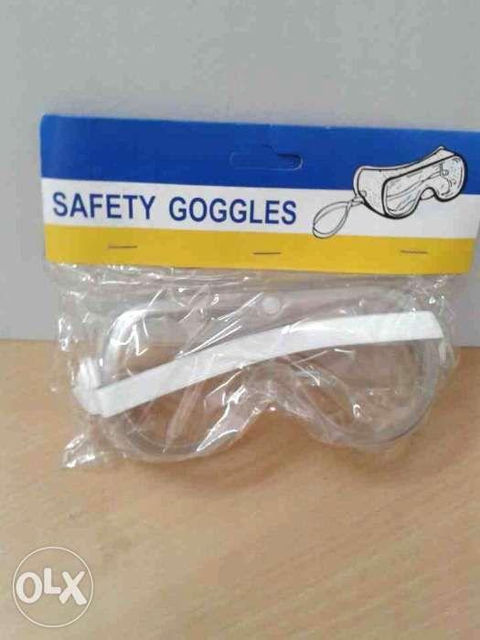 Clear Simple Goggles with Vent holes, Commercial & Industrial ...