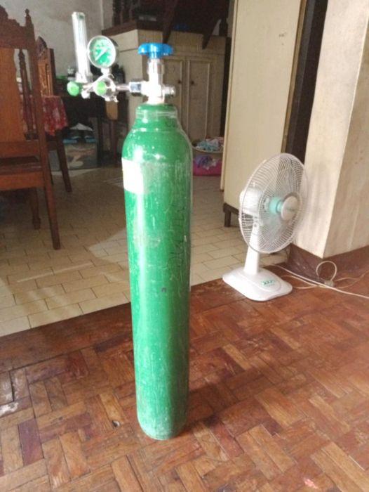 oxygen tank with regulator, Health & Nutrition, Assistive ...