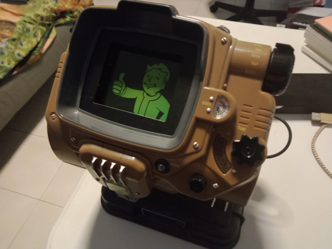 Fallout 4 pipboy 3000, Hobbies & Toys, Toys & Games on Carousell