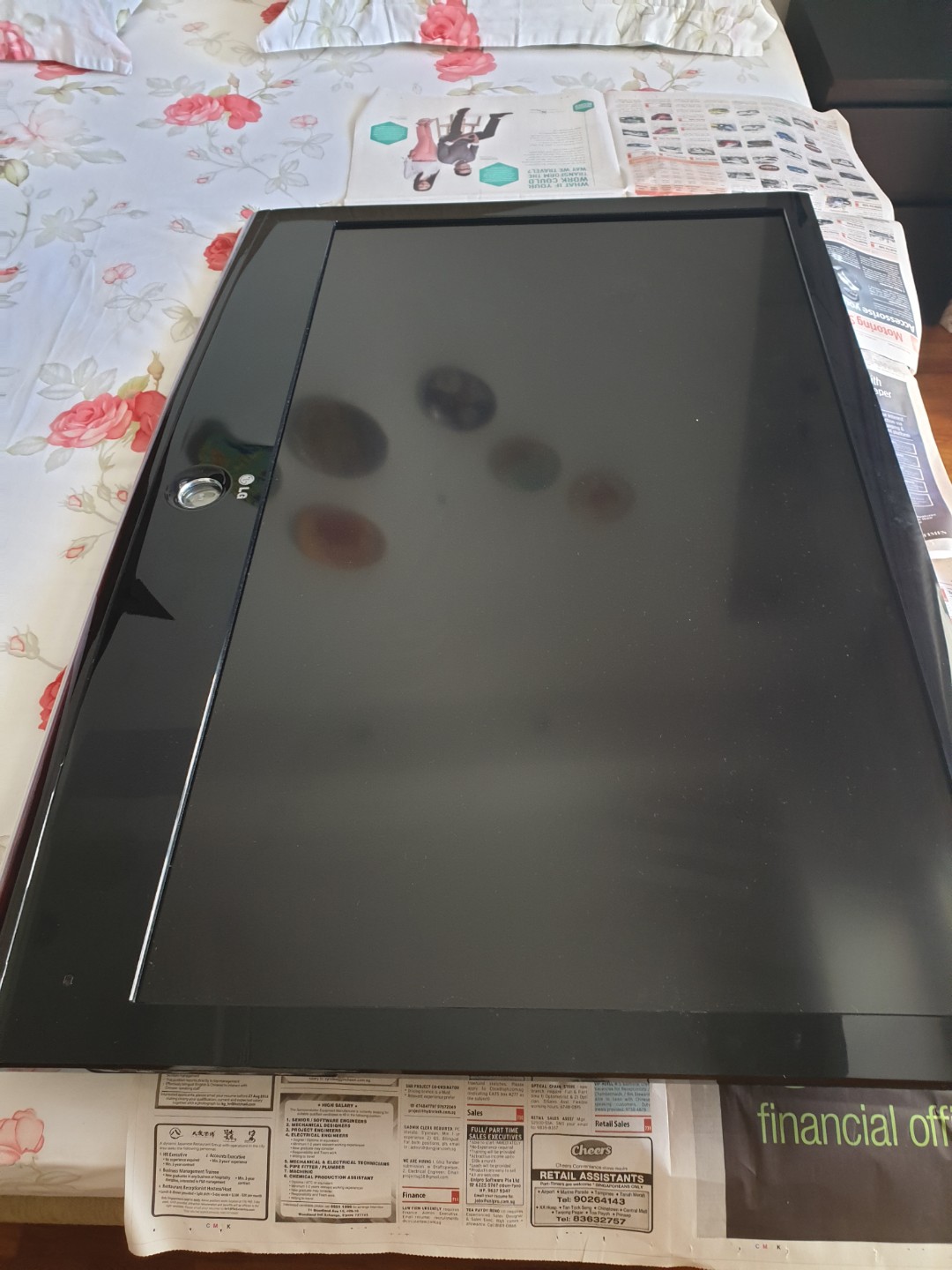 LG 42 inch TV with wall brackets, TV & Home Appliances, TV ...