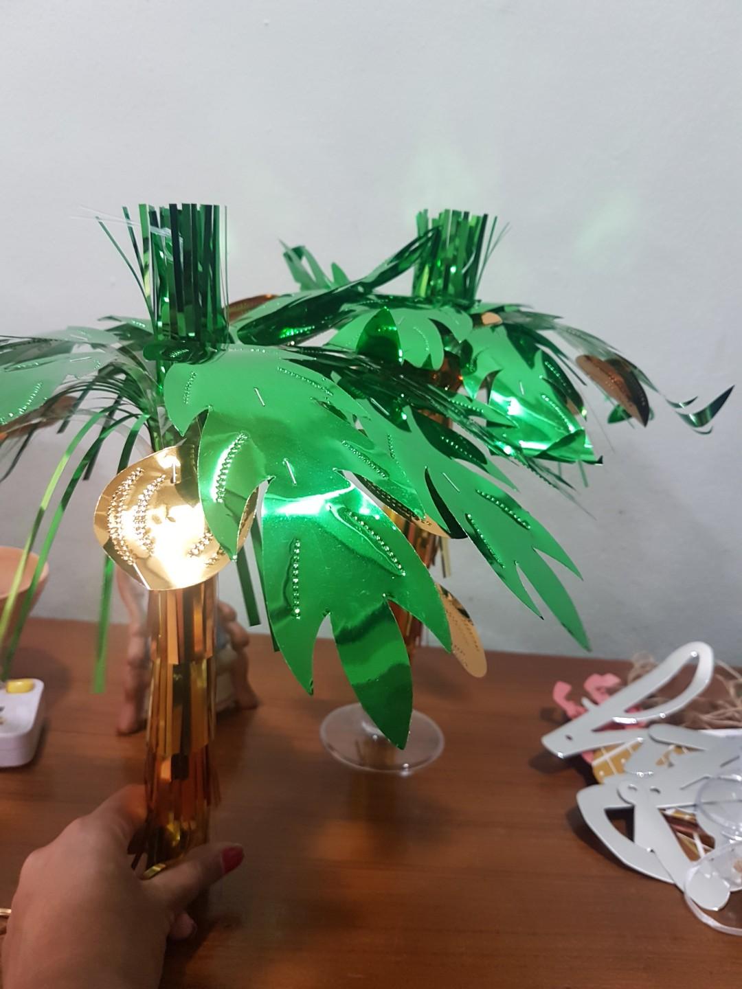Coconut Tree Foil Table Centrepiece, Hobbies & Toys, Stationery & Craft ...