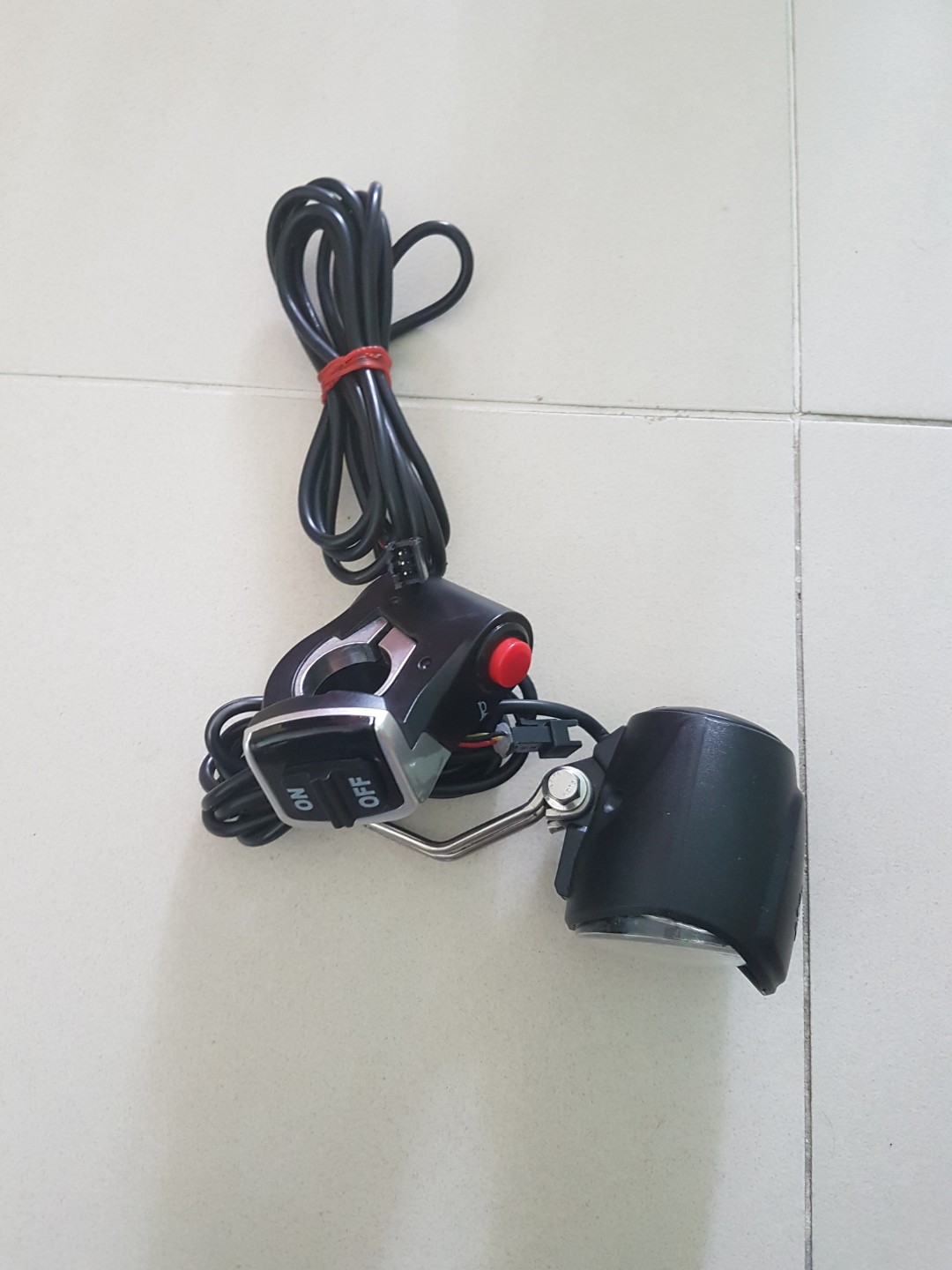 Fiido stock throttle & headlight n switch, Sports Equipment, PMDs, E ...